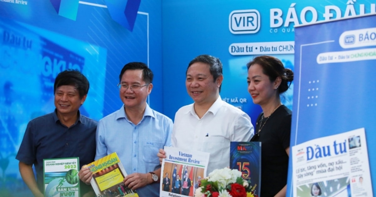 Phó Chủ tịch TP HCM Dương Anh Đức, lãnh đạo Hội Nhà báo Việt Nam kiểm tra công tác chuẩn bị Hội ...